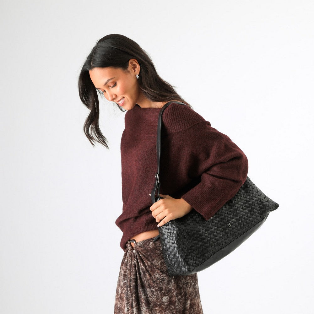 Cartera Hombro Elena Negro Humana – Humana Store Chile